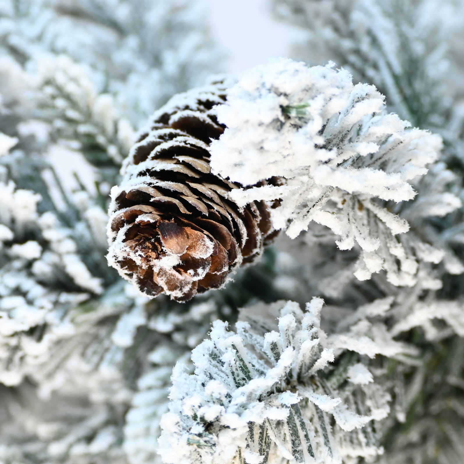 2/3/4.5/6.5-ft Pre-lit Potted Snow Flocked Christmas Tree with Warm Wh ...